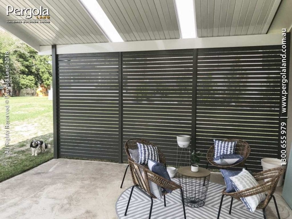 The Top 5 Benefits of Pergola Privacy Screens | Pergola Land
